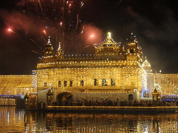 Top 10 Richest Temples in India