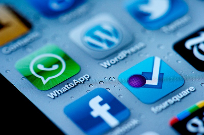 Top 7 WhatsApp substitute for your Smartphone - CrazyPundit.com